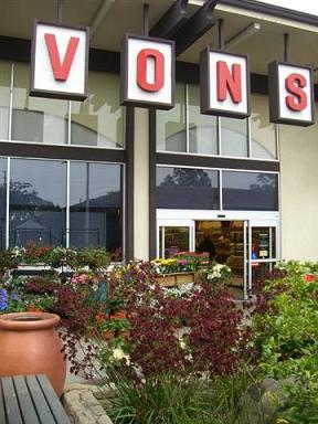 Coast Village Vons to Revamp - The Santa Barbara Independent