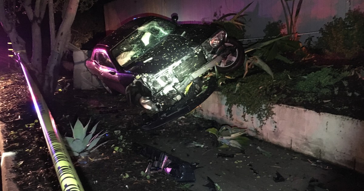 Car Crash Puts Lights Out in Goleta - The Santa Barbara Independent