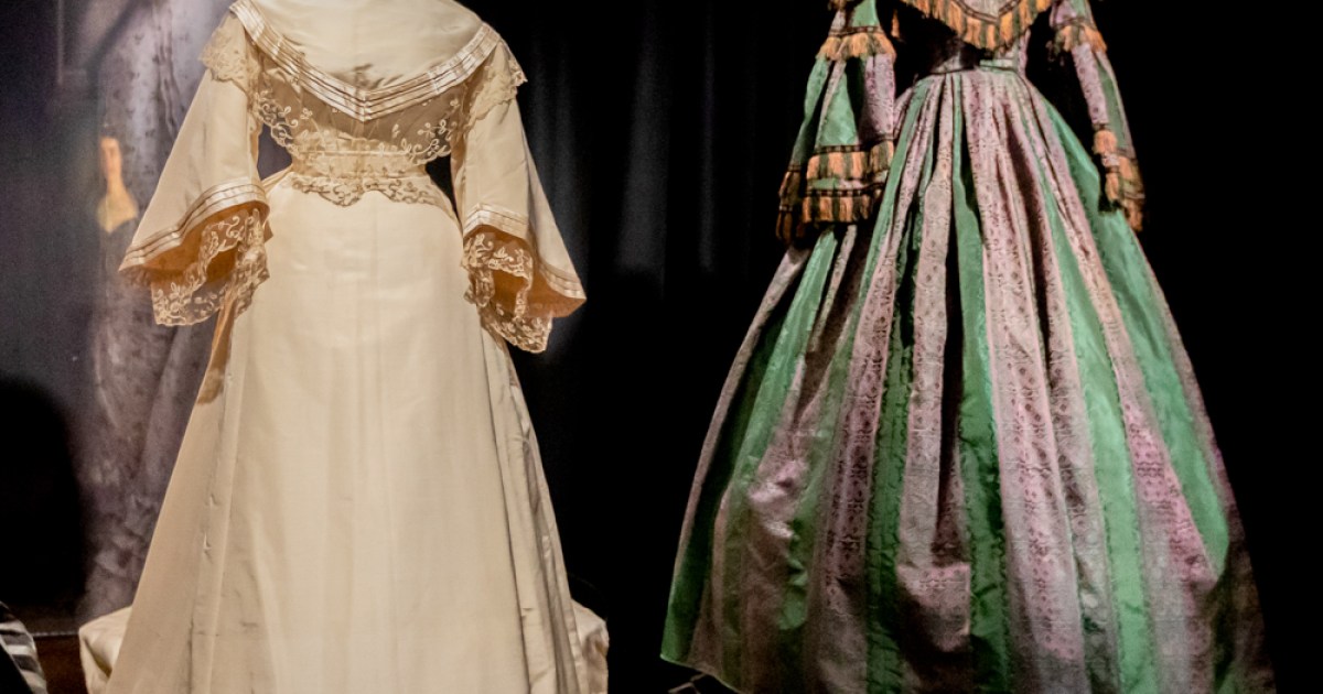 ‘The West-Dressed Woman’: Women’s Garments Through Centuries - The ...