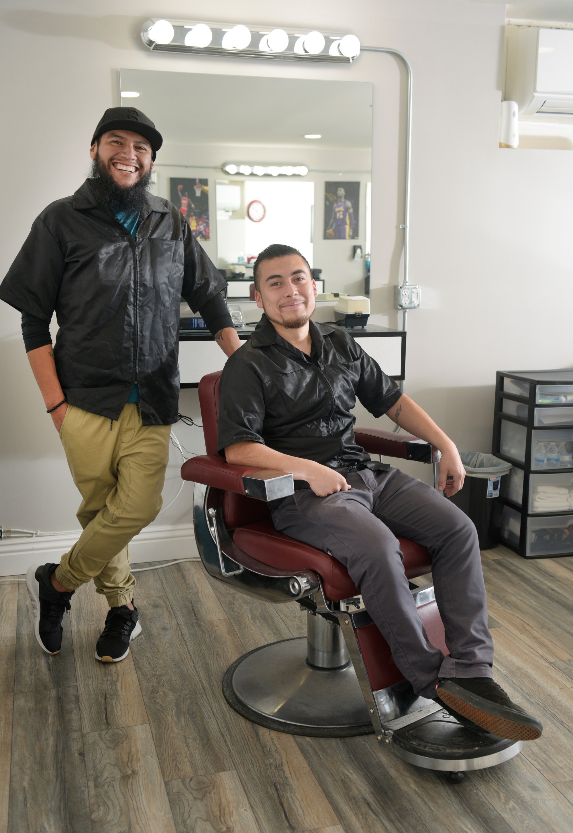 Imperial Barbershop Opens on State Street - The Santa Barbara Independent