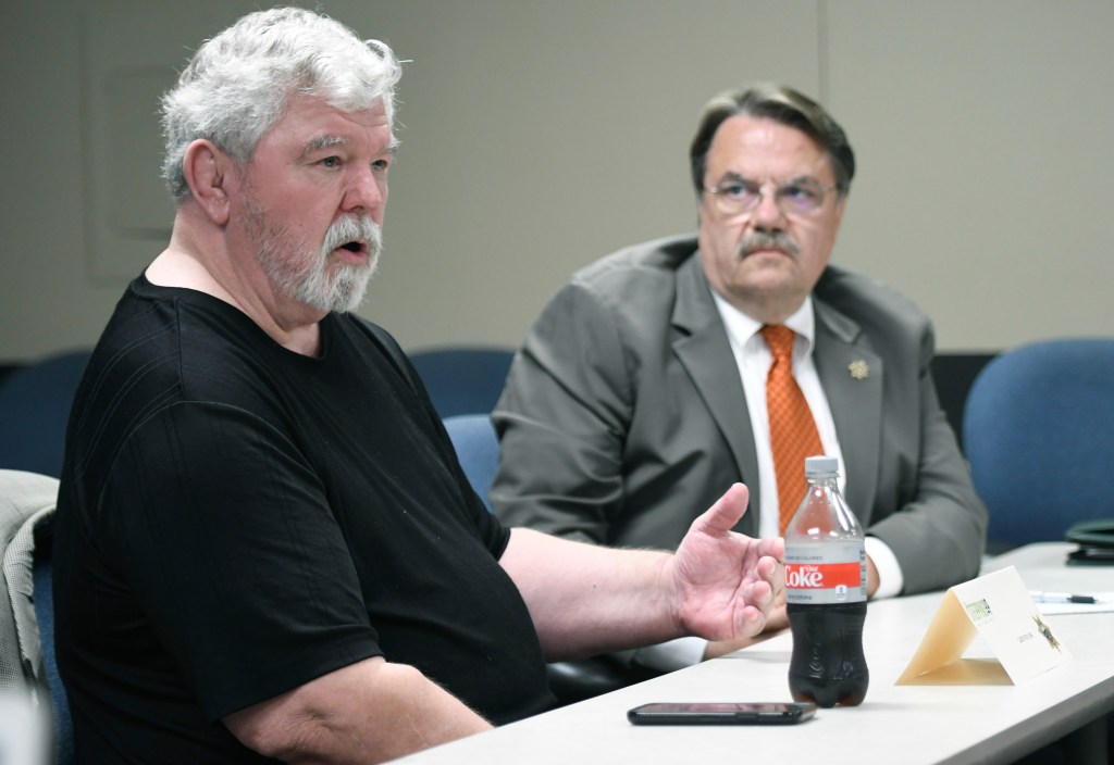 San Antonio Mental Health Guru Speaks in Santa Barbara - The Santa ...