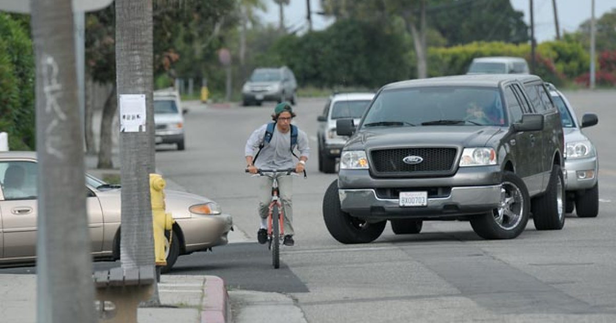 Cliff Drive Ready for Its Close-Up - The Santa Barbara Independent
