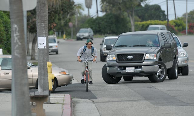 Cliff Drive Ready for Its Close-Up - The Santa Barbara Independent