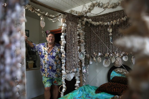 Sean Collects Seashells by Santa Barbara’s Seashore - The Santa Barbara ...