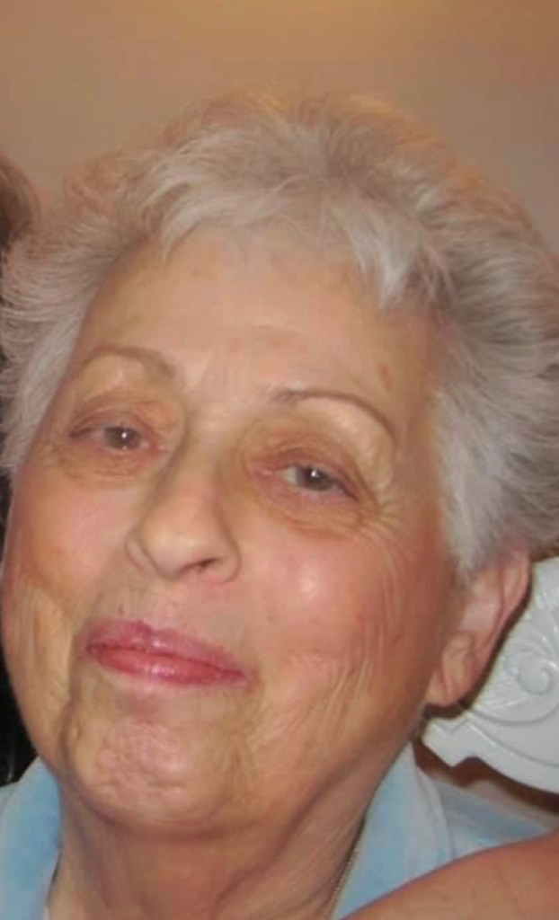 Loved Ones Lost: Kellam de Forest, Renee S. Kramer, Louise Ann Elliott ...