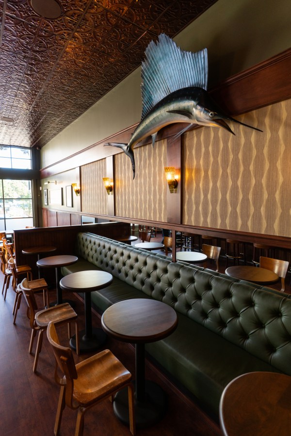 Riviera Bar Goes Old-School on Figueroa Street - The Santa Barbara ...