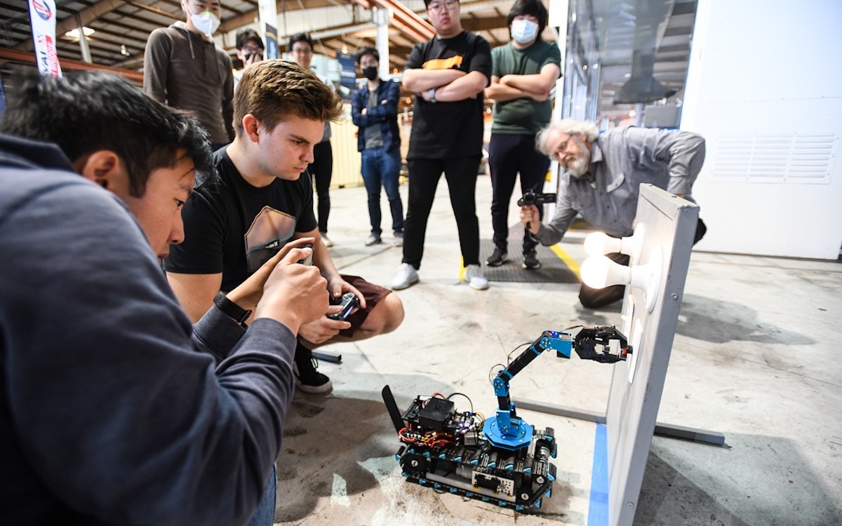NSWC PHD Robot Rodeo with UCSB Students - The Santa Barbara Independent