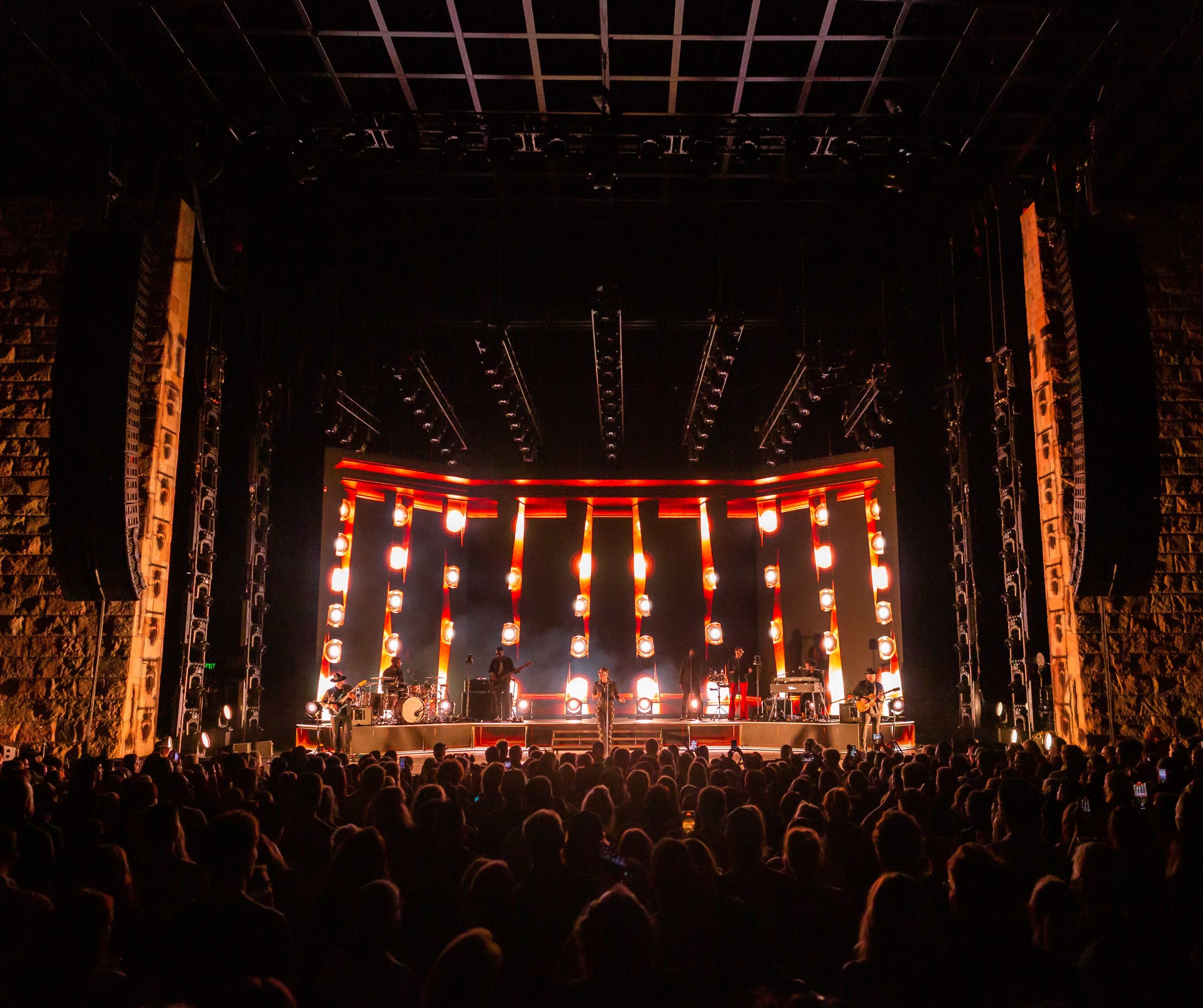 Review | Leon Bridges at the Santa Barbara Bowl - The Santa Barbara ...
