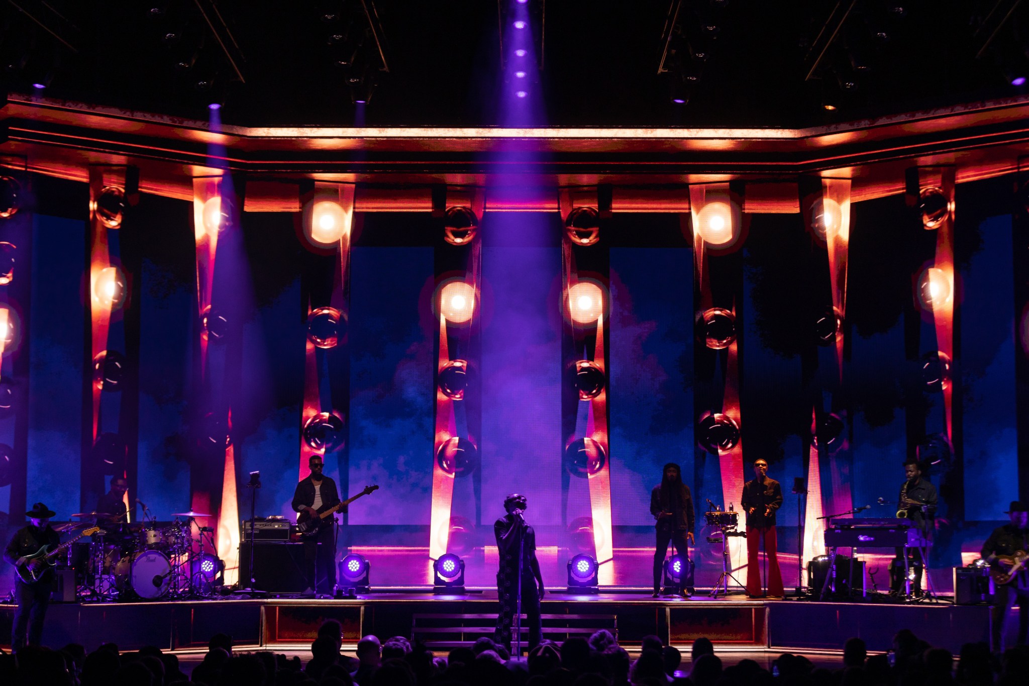 Review | Leon Bridges at the Santa Barbara Bowl - The Santa Barbara ...