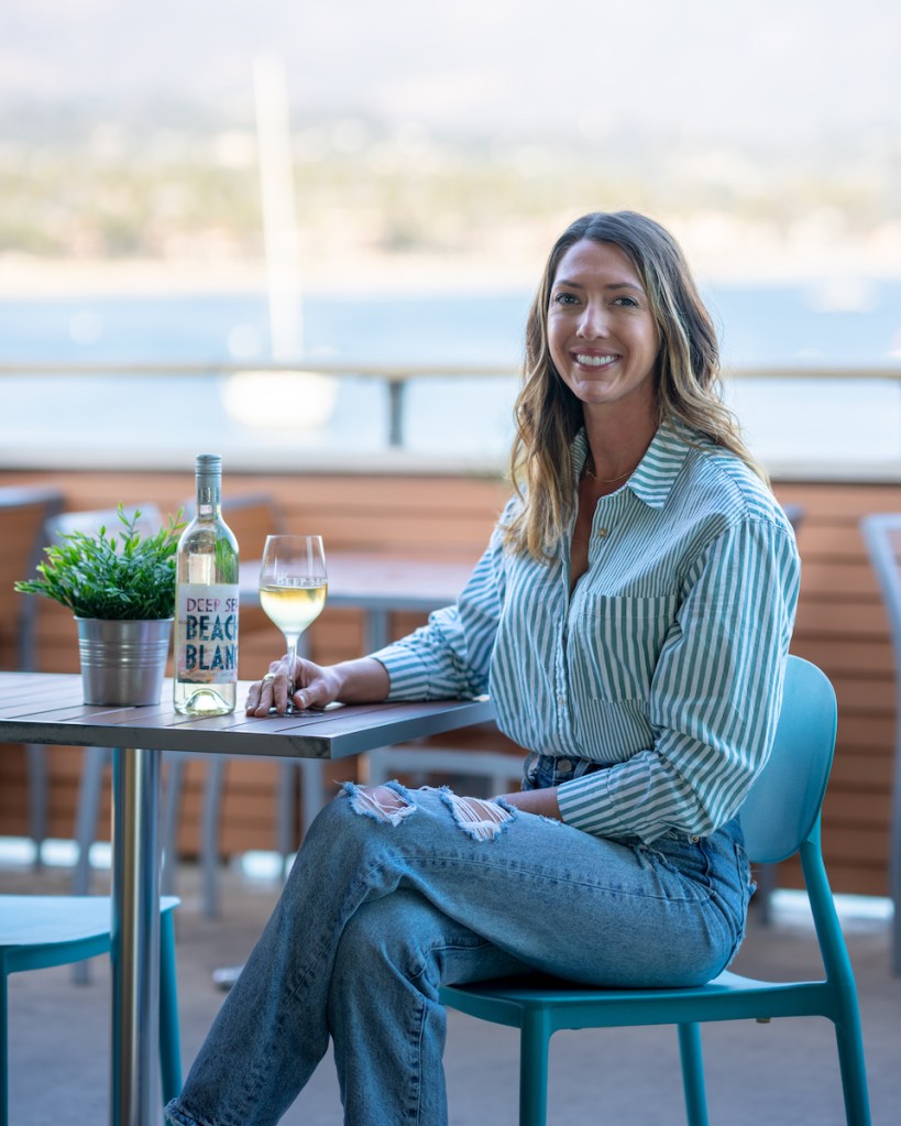 Explore the Storefronts of Santa Barbara’s Stearns Wharf - The Santa ...