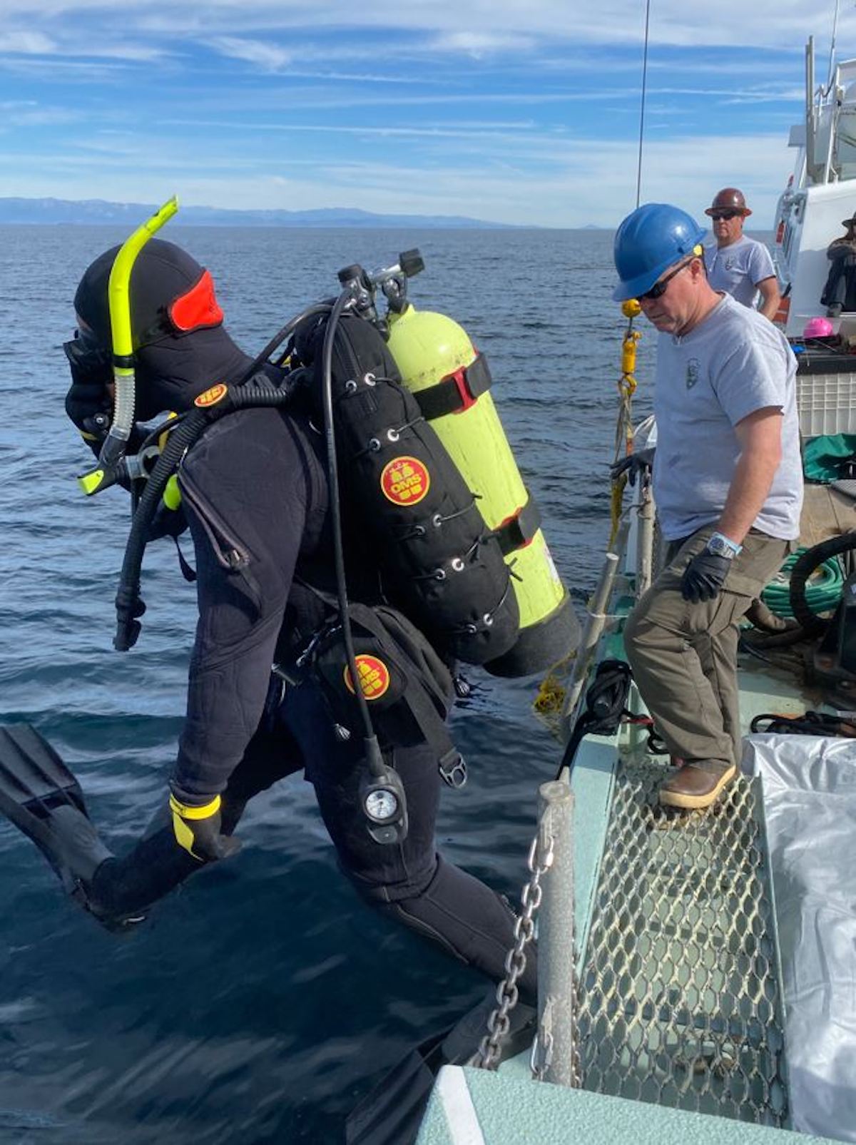 Remains of Diver Recovered in Underwater Cave off Santa Cruz Island ...