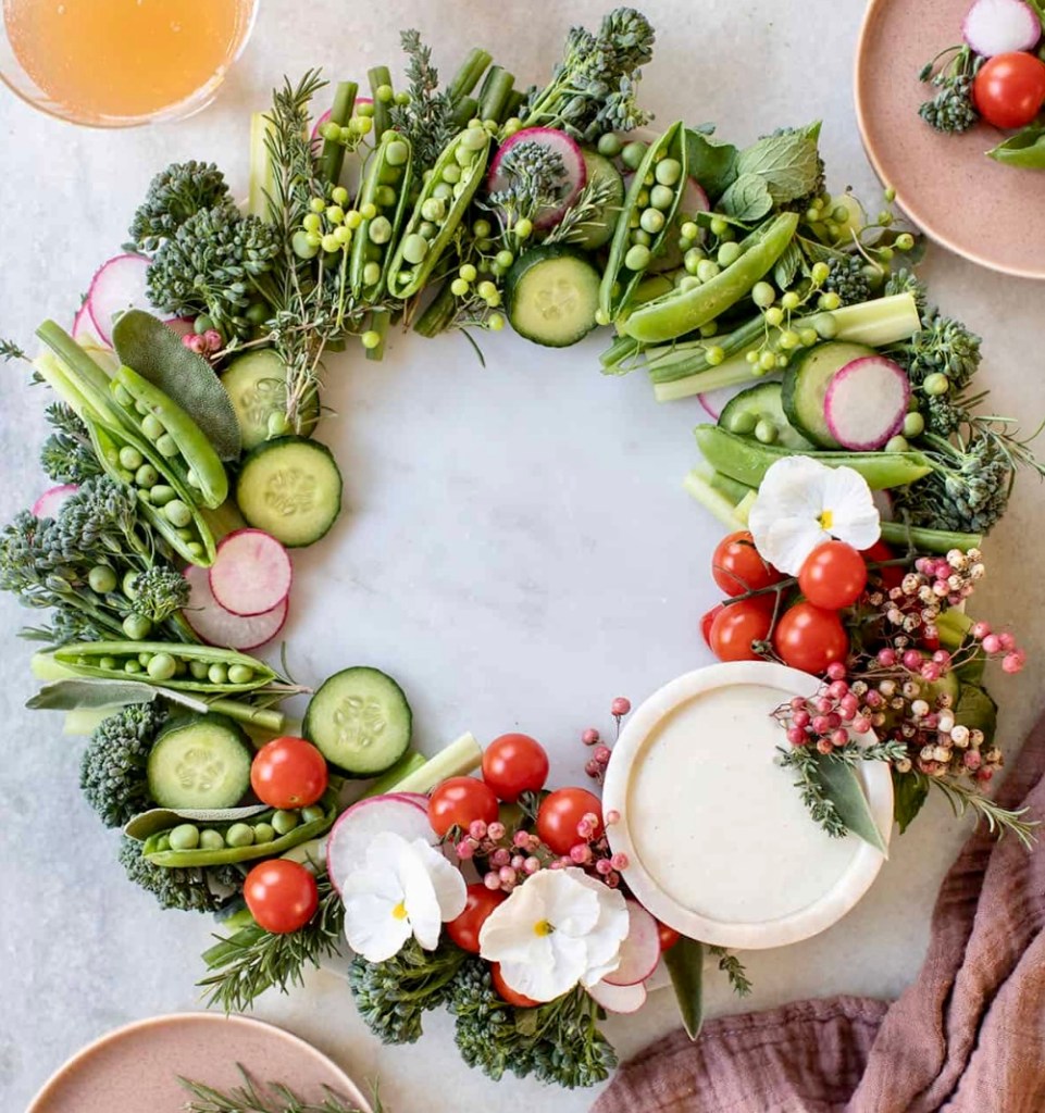 The Home Page | Holiday Lights and Colorful Sights - The Santa Barbara ...