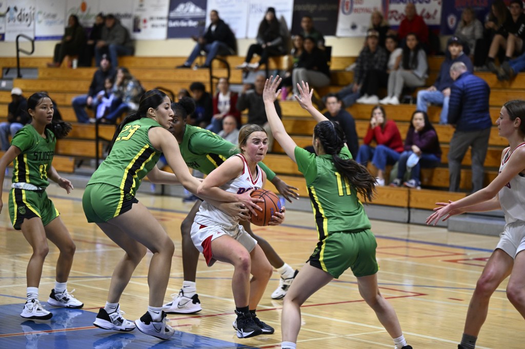 San Marcos Can't Keep Pace With Unbeaten St. Joseph - The Santa Barbara ...