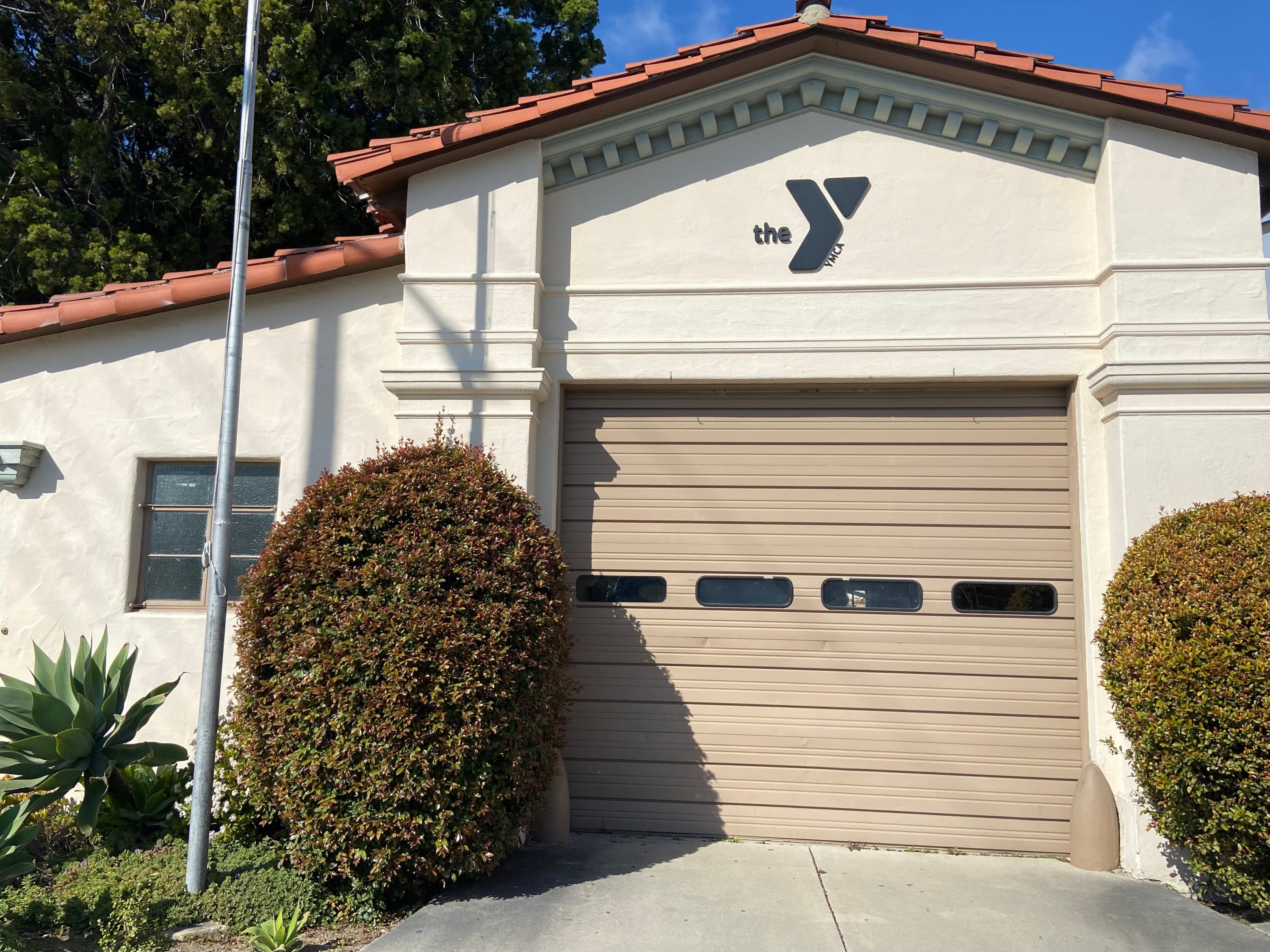 Haley Street Navigation Center Opens for Young Adults Experiencing ...