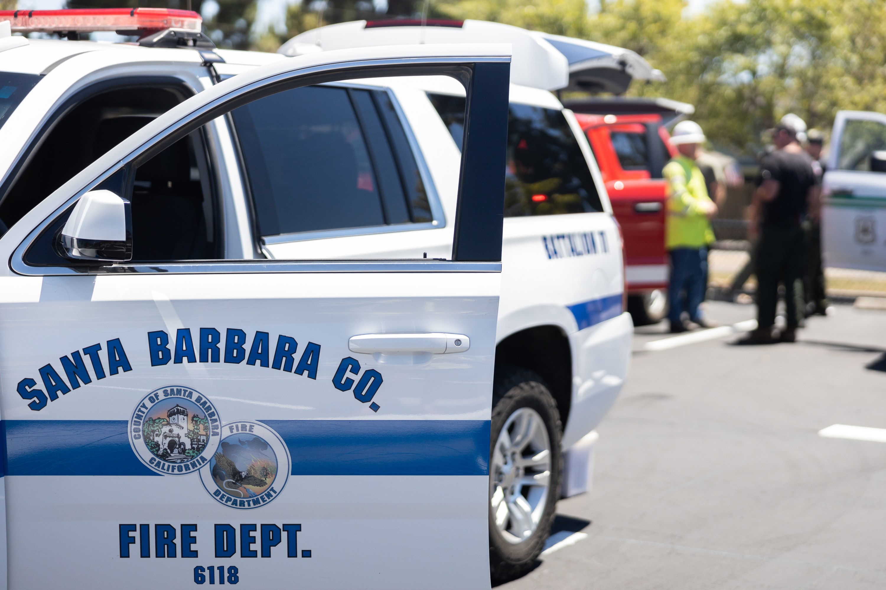 Fire Crews Battle Half-Acre Blaze near Carpinteria High School - The ...