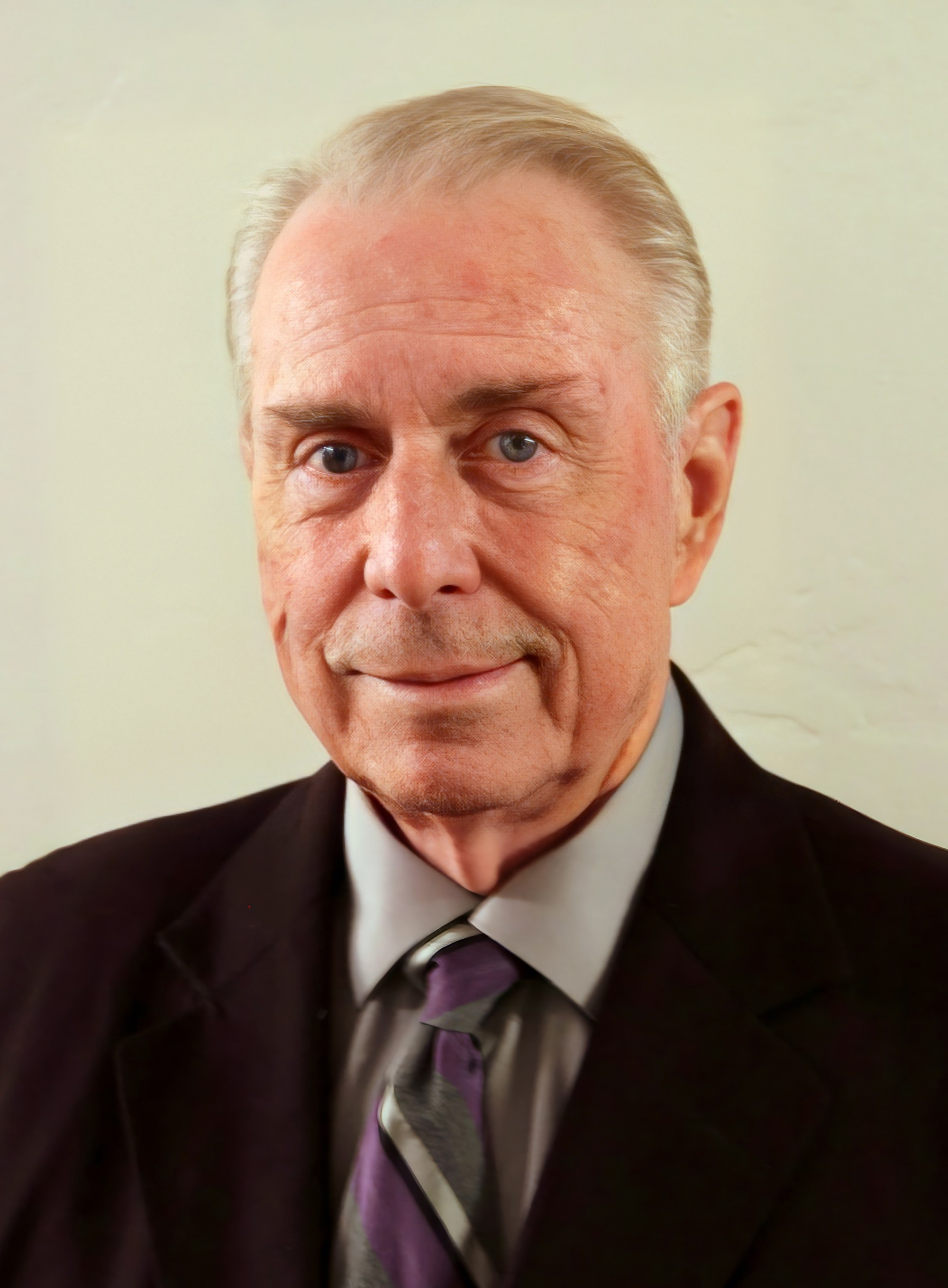 Dr. Seth E. Anderson - The Santa Barbara Independent