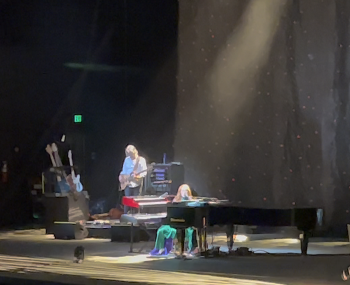 Catching the S.L.O. Paso Summer Vibe with Tori Amos - The Santa Barbara ...