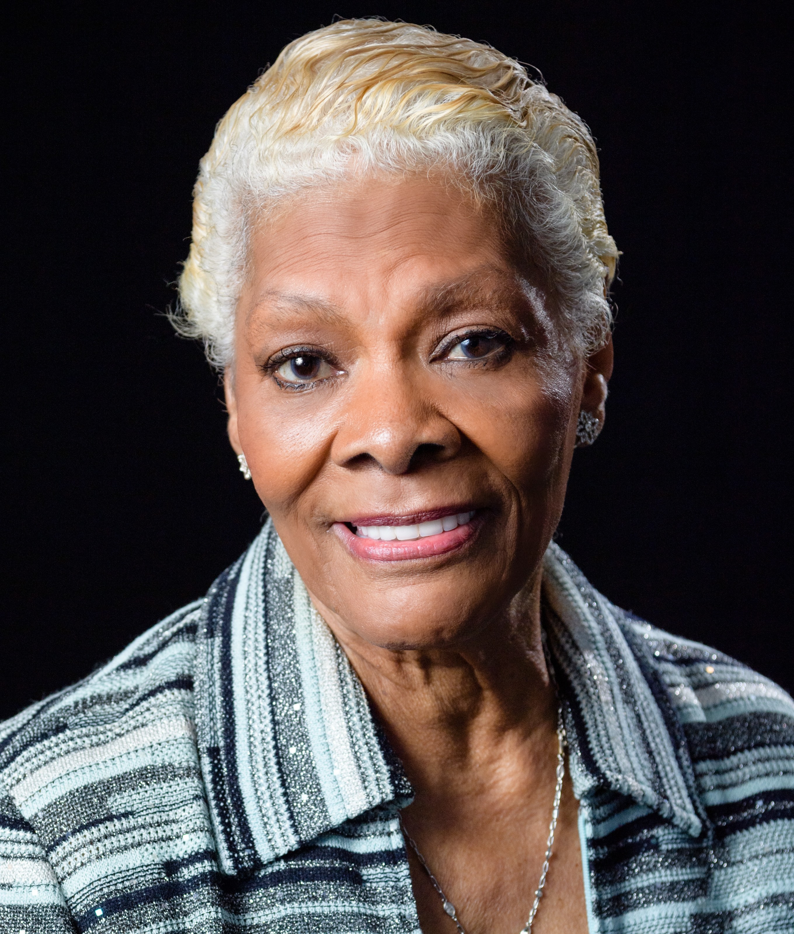 Pop Queen Dionne Comes to Ojai’s Al Fresco House - The Santa Barbara ...