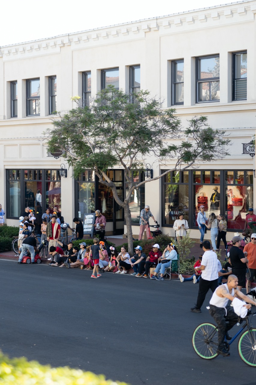 Downtown Santa Barbara Celebrates the Dead with Día de los Muertos ...
