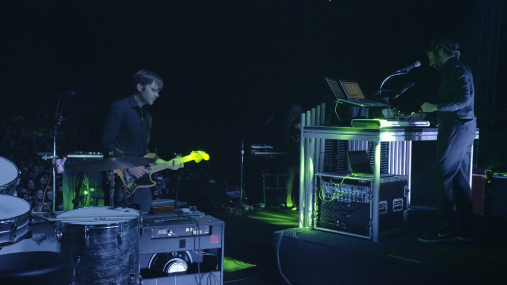 Jimmy Tamborello Plays the Santa Barbara Bowl - The Santa Barbara ...