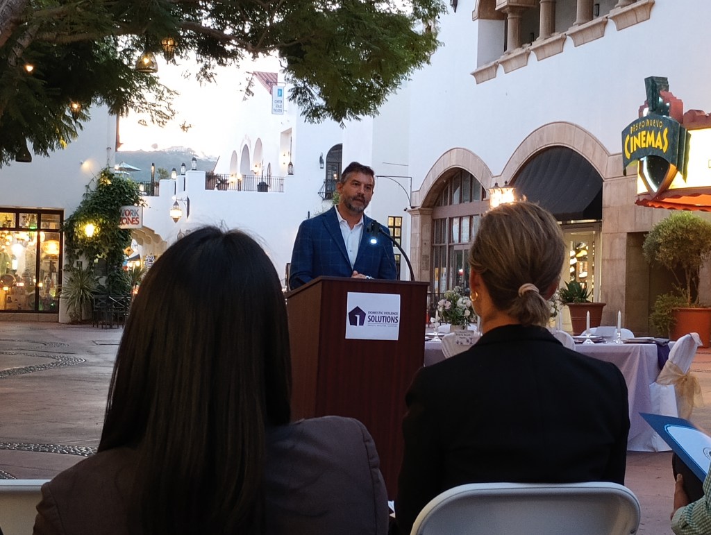 Candlelight Vigil Honors Those Lost to Domestic Violence - The Santa ...