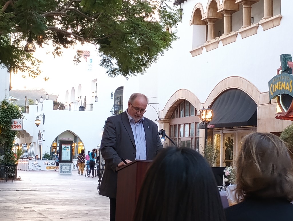 Candlelight Vigil Honors Those Lost to Domestic Violence - The Santa ...