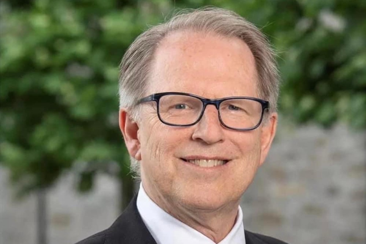 Santa Barbara–Bred Conductor/Musician William Maxfield Given Prestigious Alpine Prize - The ...