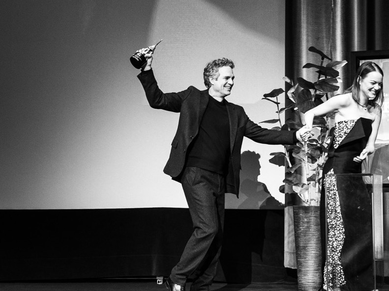 Mark Ruffalo’s Humanity Brings a Special Kind of Movie Magic to Santa ...