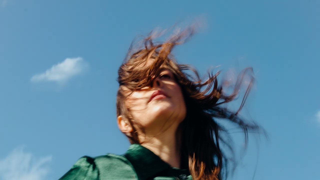 Review | Madi Diaz’s ‘The Weird Faith Tour’ - The Santa Barbara Independent