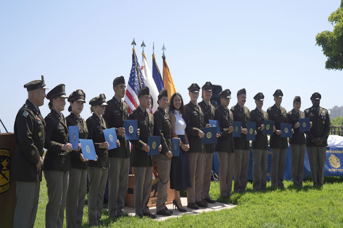 Surfrider Battalion ROTC Cadets from UC Santa Barbara Receive Gold Bars ...