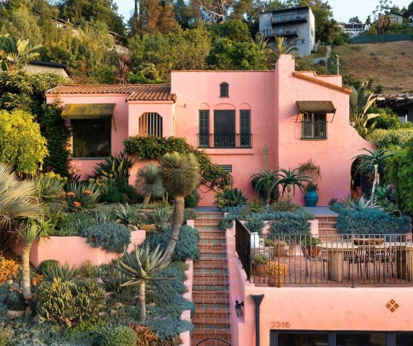 The Home Page | Picture-Perfect Houses and Sweet Trees - The Santa ...