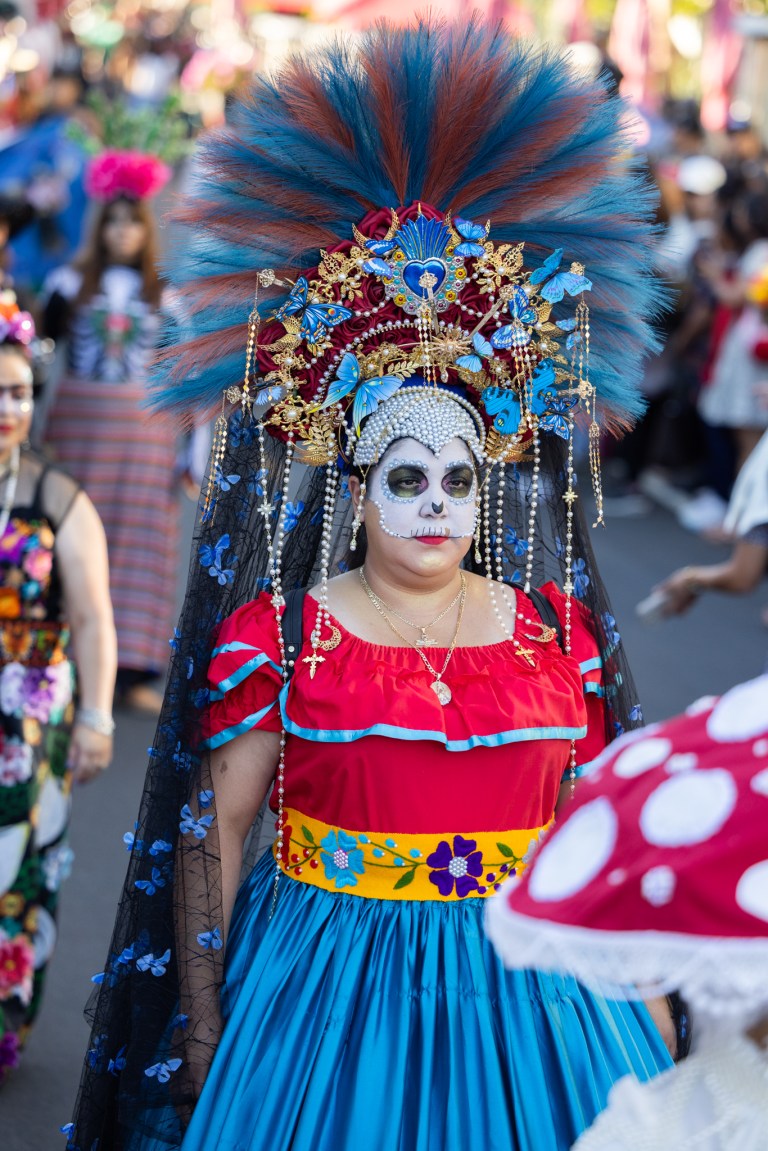 Honoring the Dead, Celebrating Life with Día de Muertos - The Santa ...