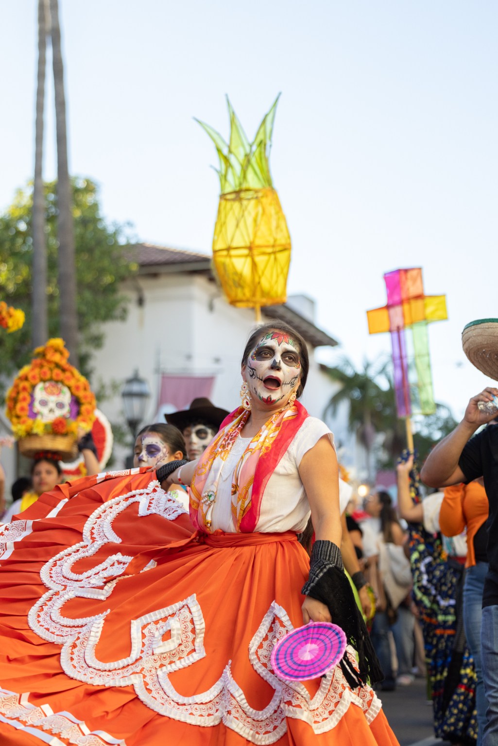 Honoring the Dead, Celebrating Life with Día de Muertos - The Santa ...