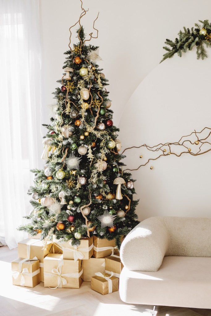 Avoiding the Political Minefield - The Santa Barbara Independent