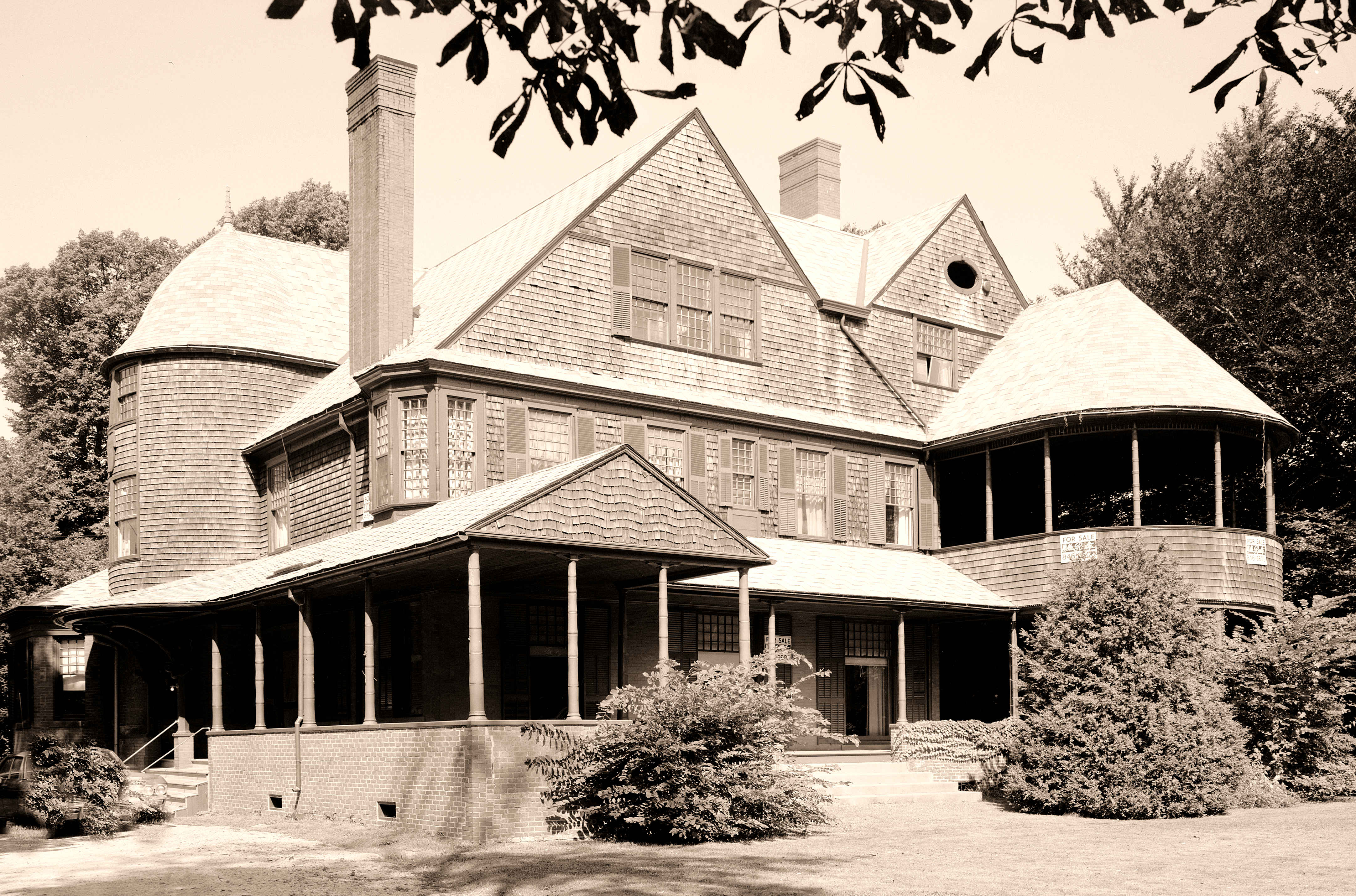 Shingle-Style Homes: Not Just Homes with Shingles - The Santa Barbara ...