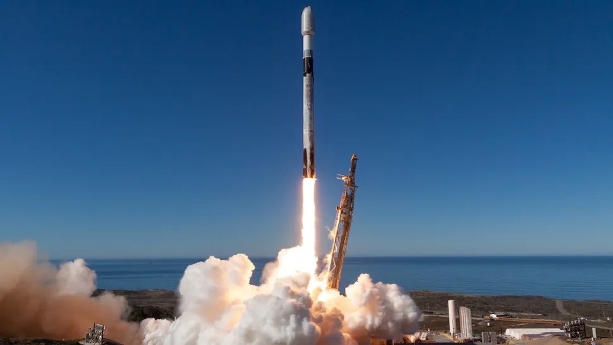 All Systems Go for Friday Night Rocket Launch - The Santa Barbara ...