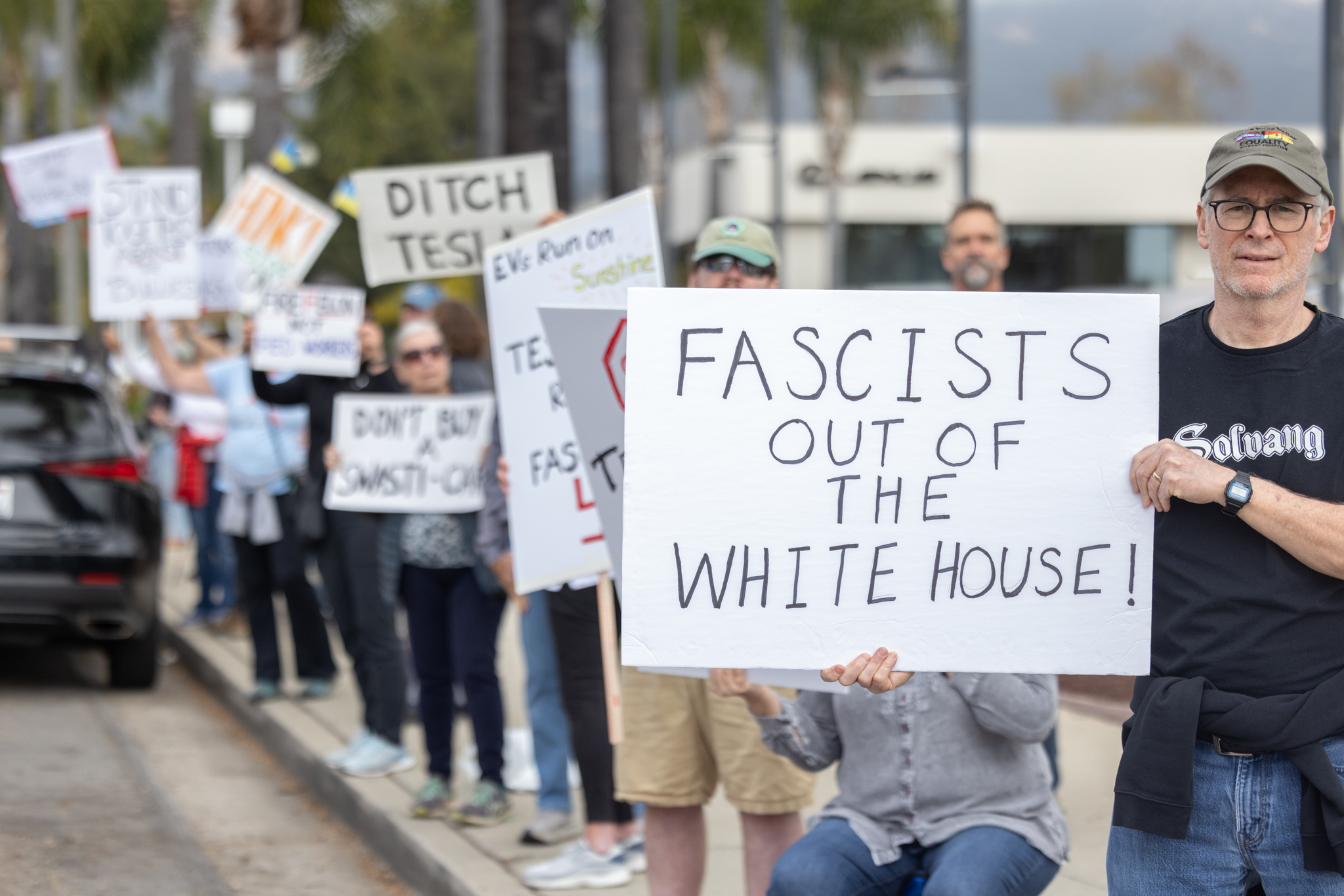 'No More DOGE' Protests in Santa Barbara - The Santa Barbara Independent