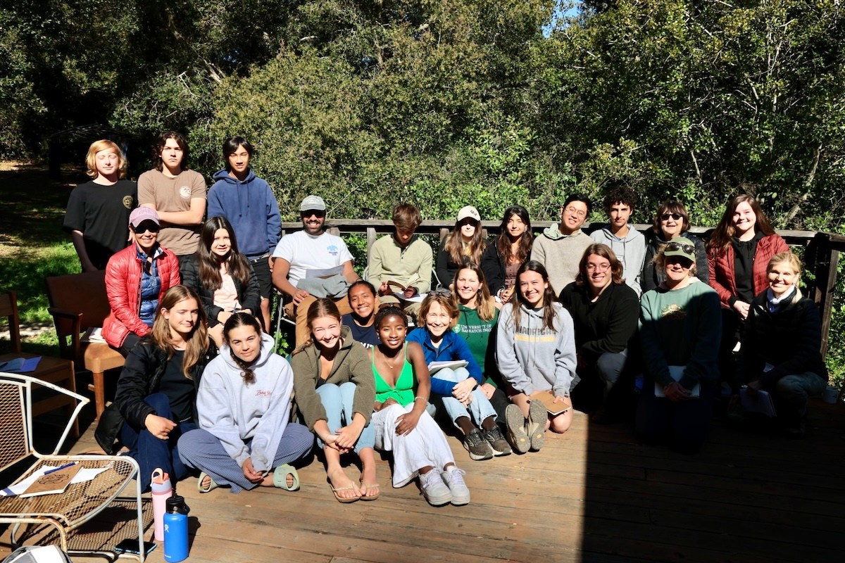 UC Santa Barbara Bren School Students Mentor Teens at the Bluedot ...