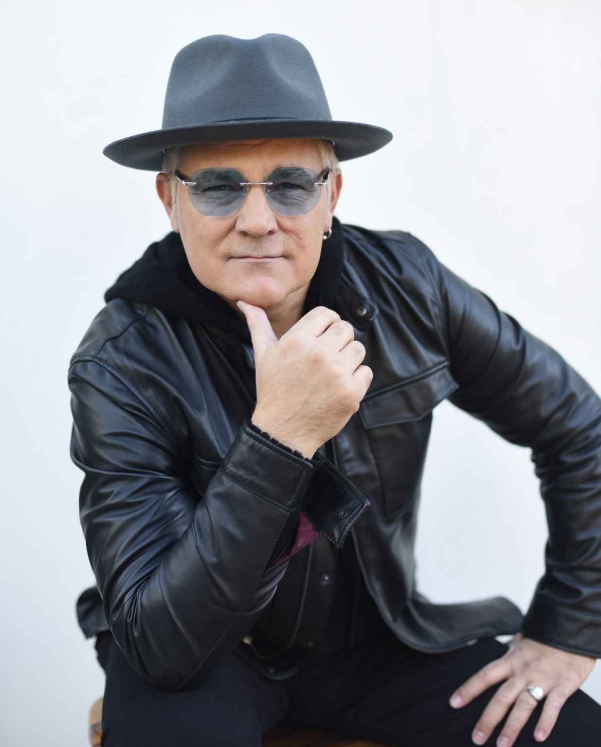 Vocal Coach to the Stars: Ken Stacey Brings Vocal Coaching to Santa ...