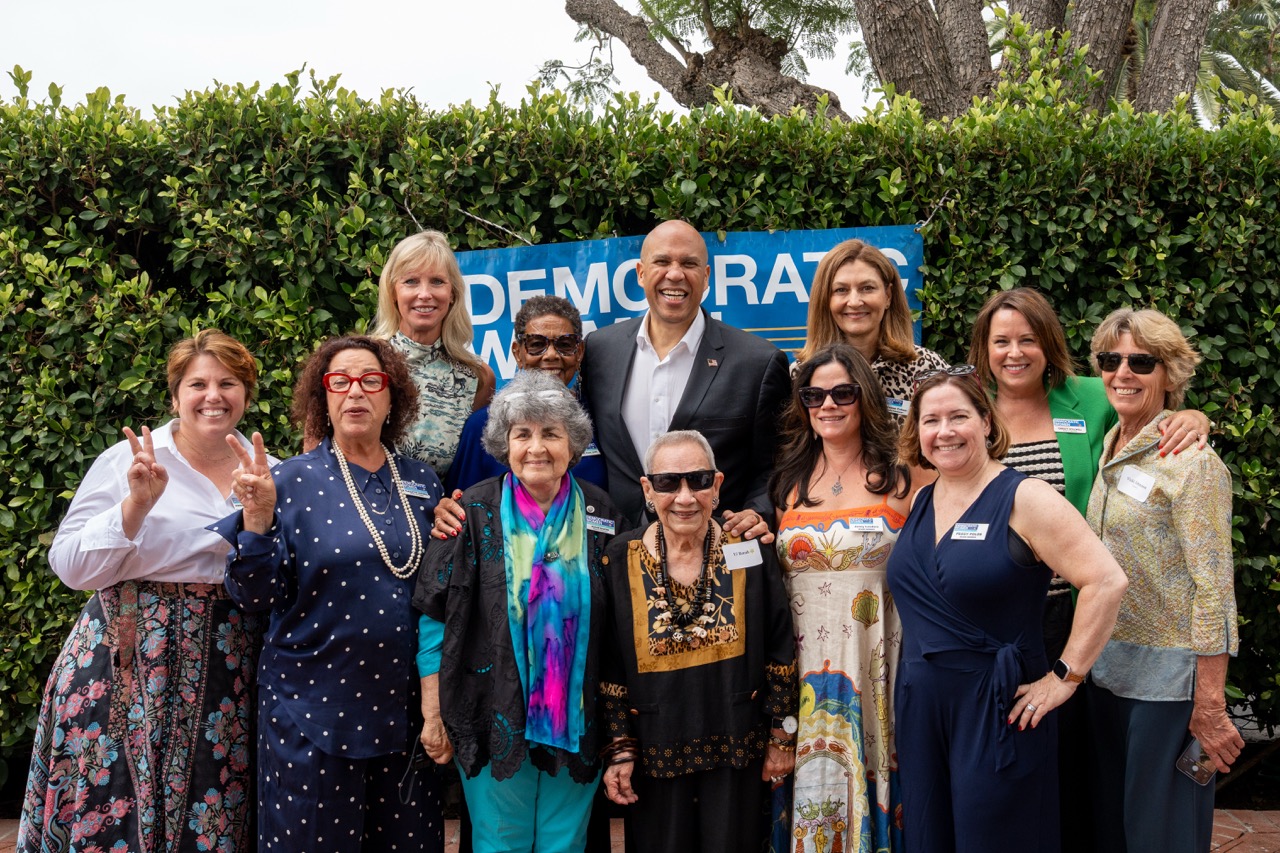 Cory Booker Electrifies Crowd at Democratic Women of Santa Barbara ...
