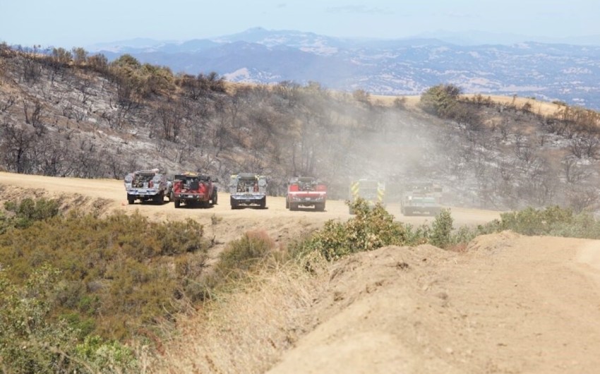 Nearly 500 Structures at Risk as Gifford Fire Grows to More than 65,000 ...