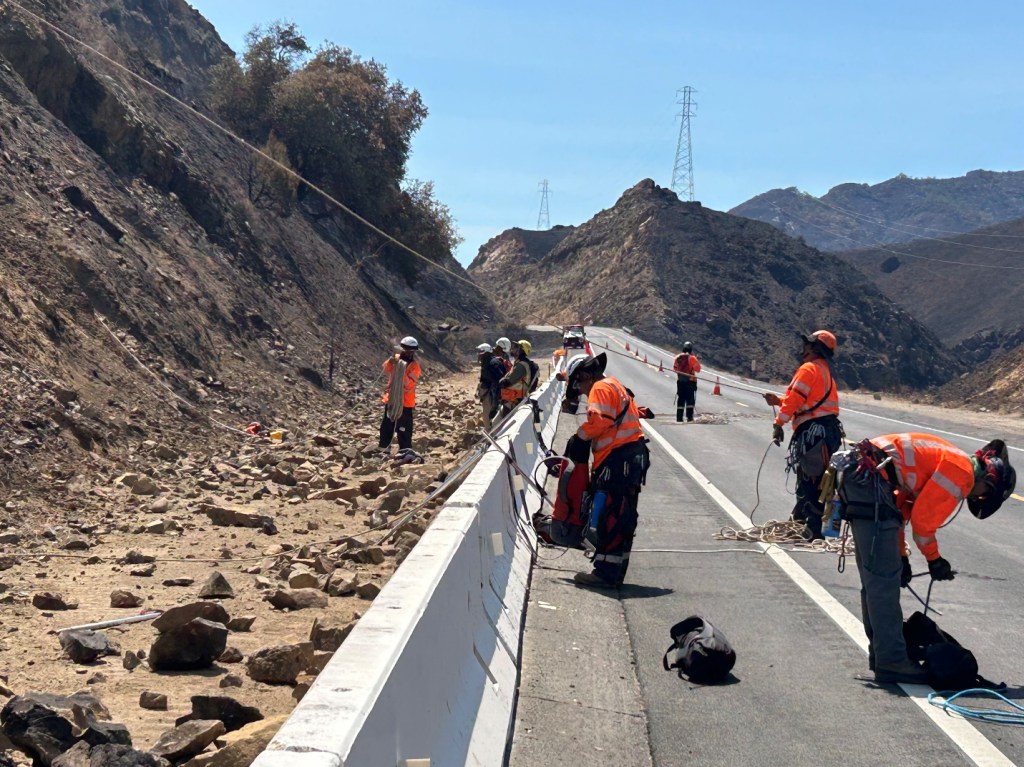 Major Traffic Control Lifted on Two Miles of Highway 166 Delays Between ...