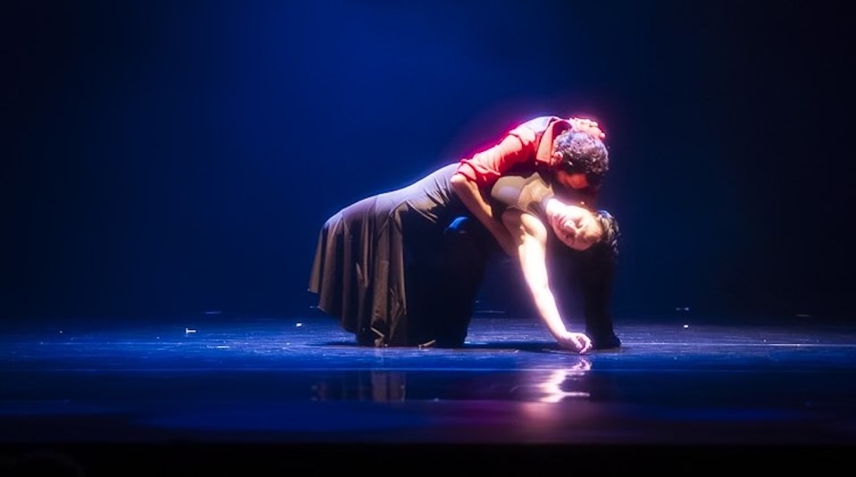 Argentine Tango Meets American Contemporary Dance in a Spectacular ...