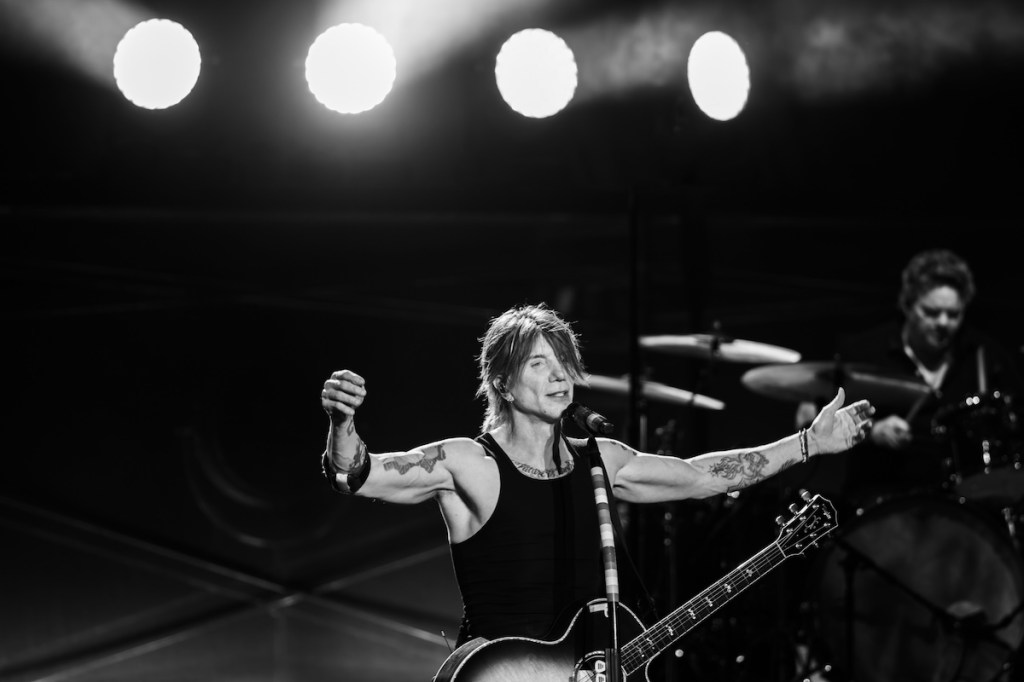 Review | Santa Barbara’s Still Gaga For the Goo Goos - The Santa ...