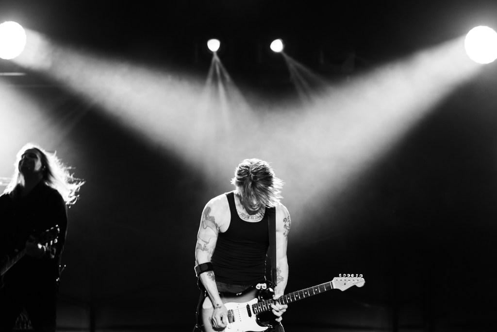 Review | Santa Barbara’s Still Gaga For the Goo Goos - The Santa ...