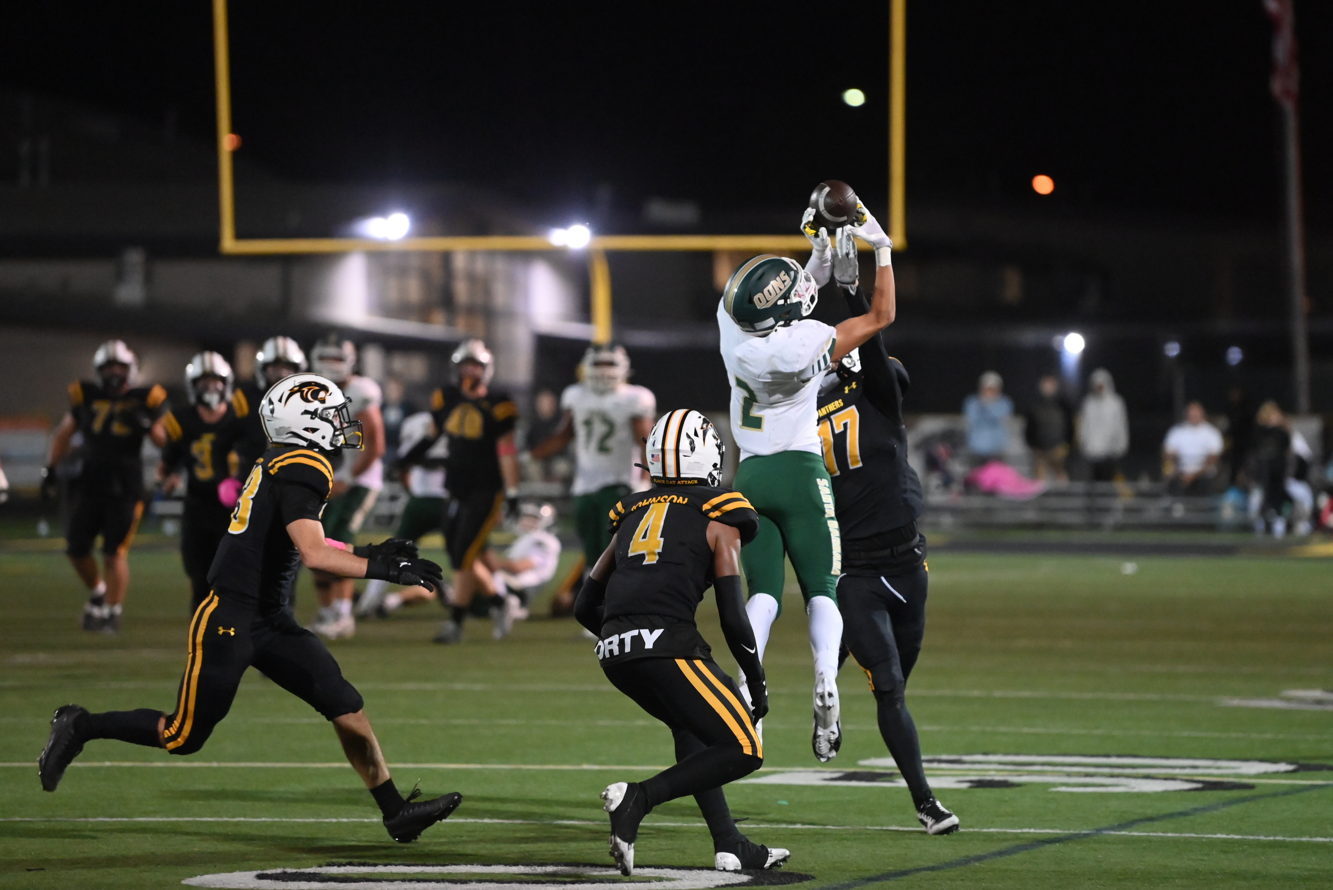 Santa Barbara Suffers 31-21 Loss to Newbury Park in Conejo Coast League ...