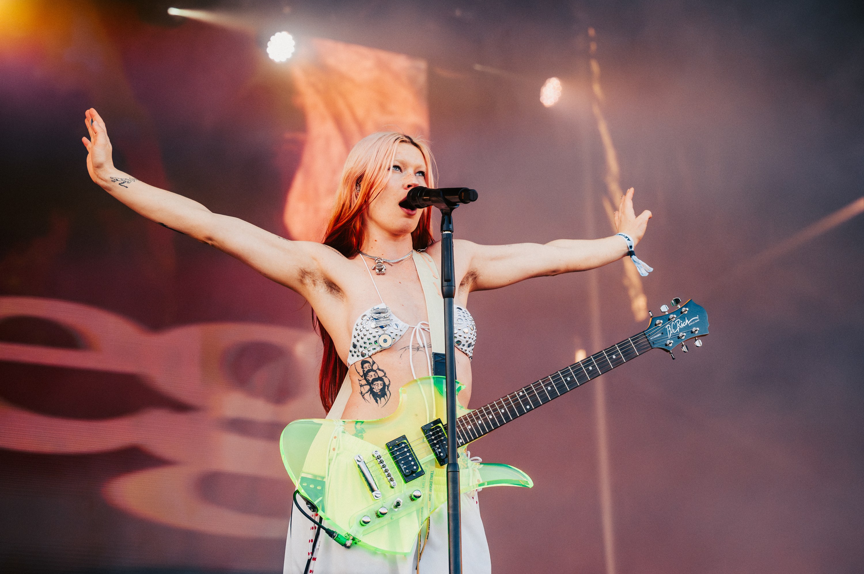 Eddie Vedder’s Beachfront Celebration - The Santa Barbara Independent