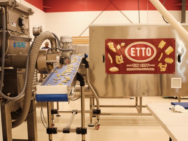 Goleta Schoolkids Embrace Etto Pasta - The Santa Barbara Independent