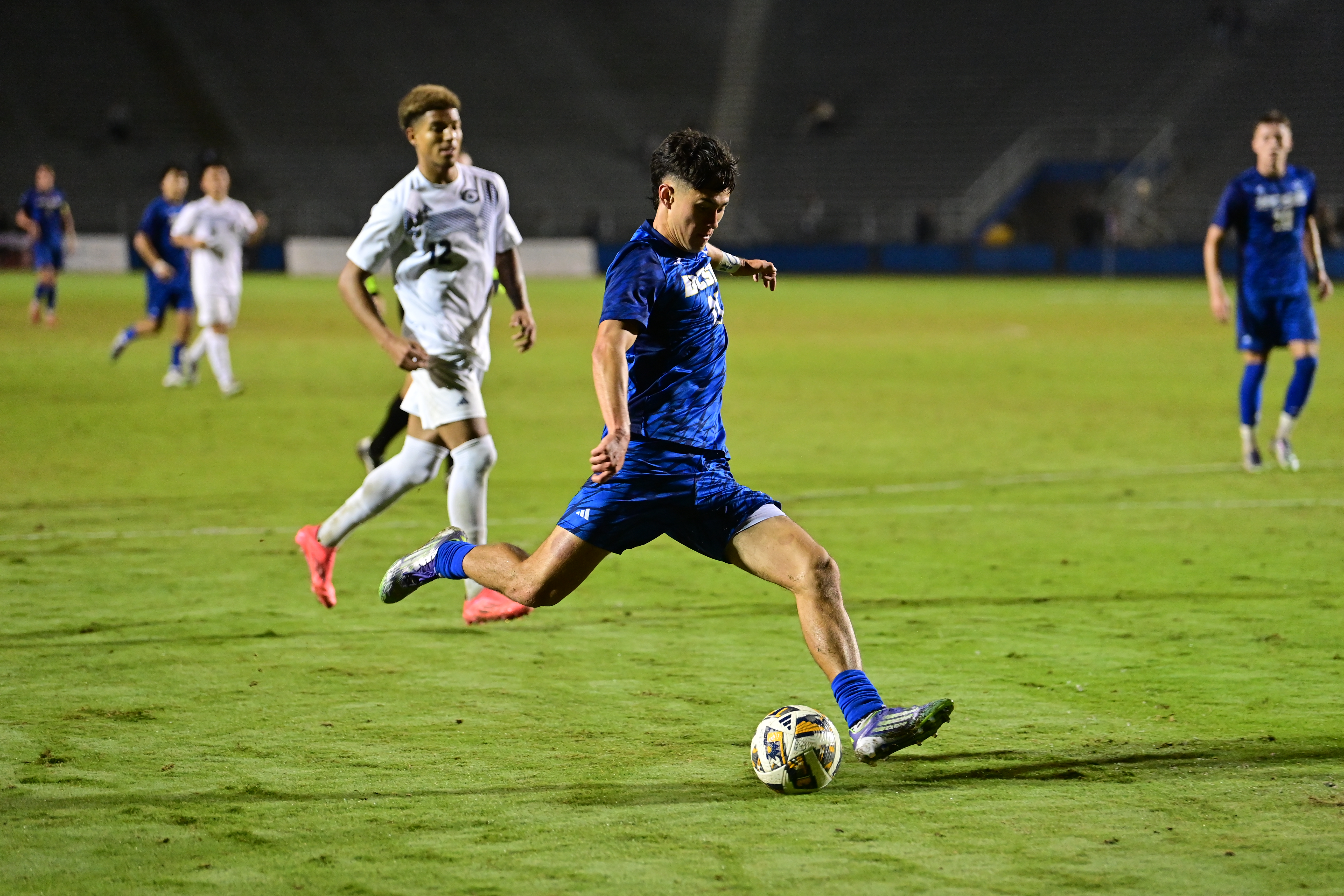 Gauchos Advance to Big West Championship Match With 3-2 Victory Over UC ...
