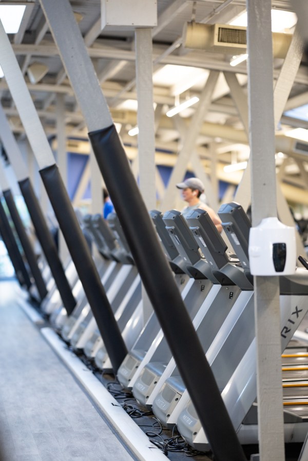 Gold's Gym Southern California Gyms Sold to EōS Fitness in 23-Location ...